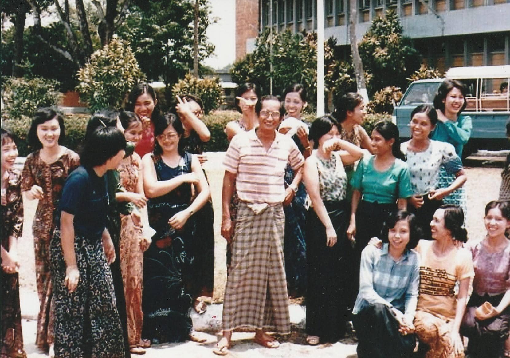 U Ko Ko Lay – HlaMin